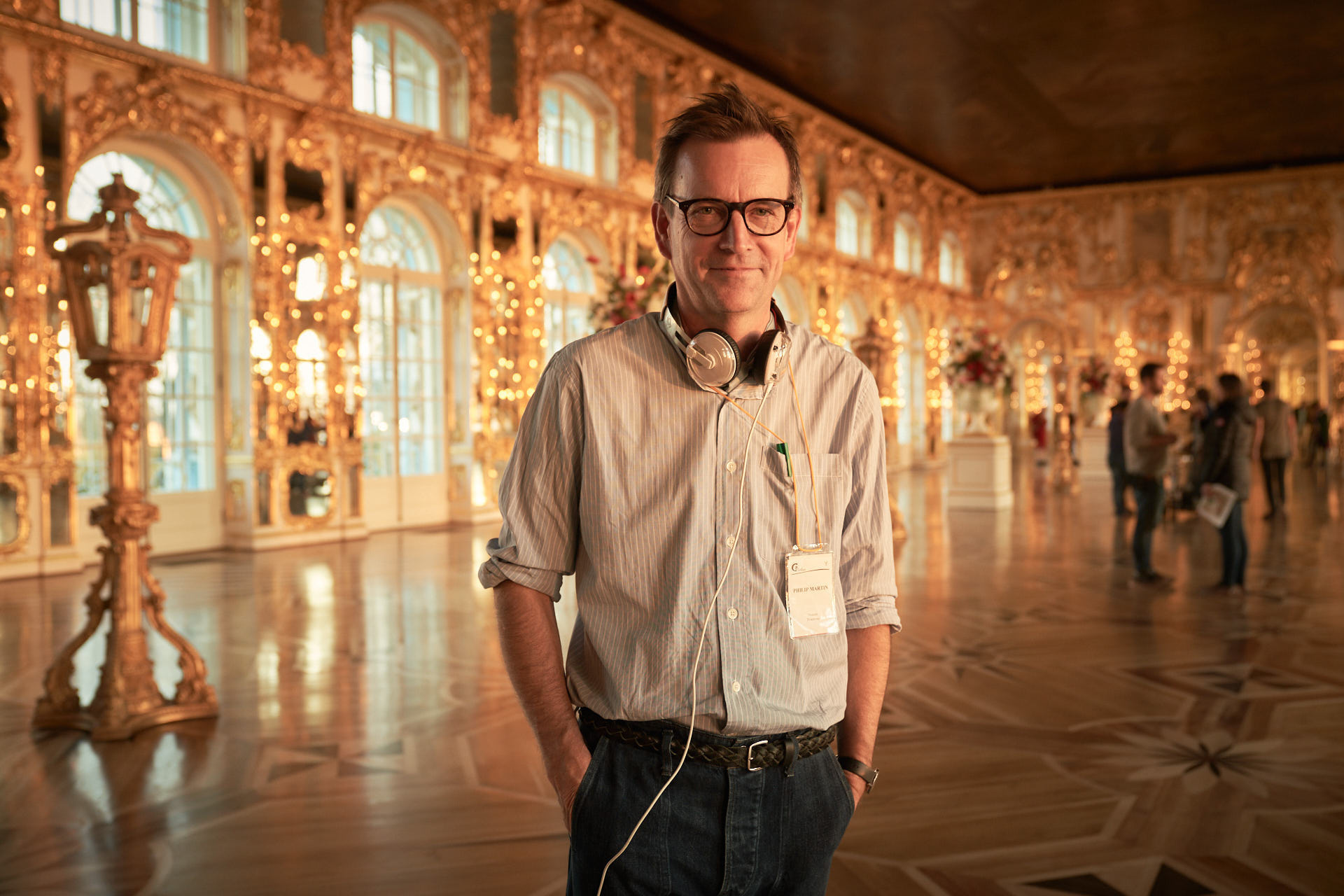 Behind the Scenes - Robert Viglasky